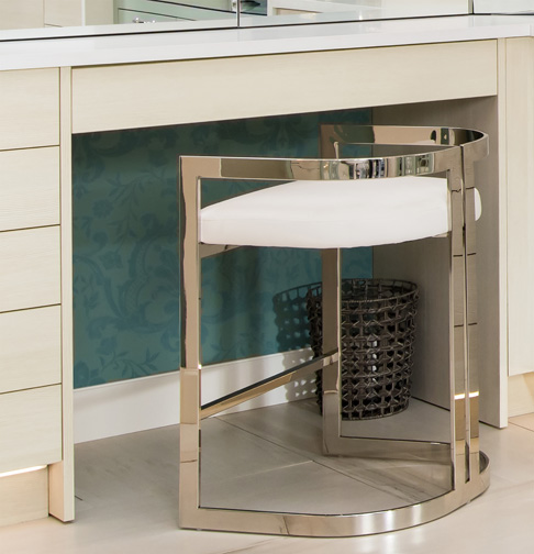 Organization And Storage - Wellborn Cabinet